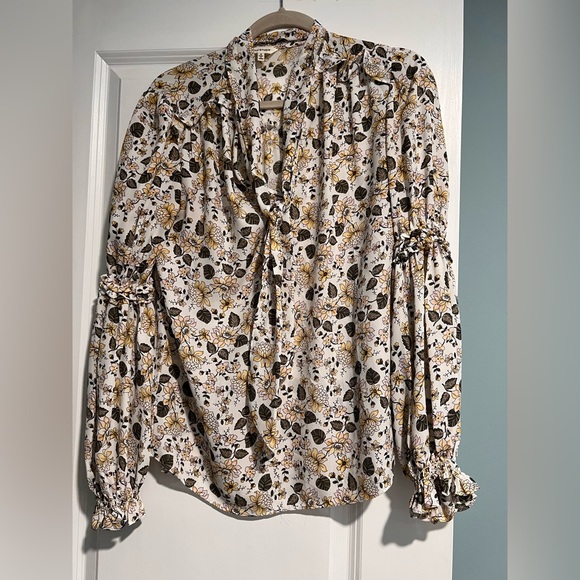 Max Studio | Tops | Max Studio Silk Floral Blouse | Poshmark